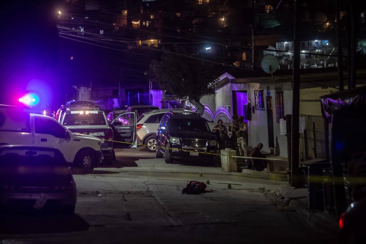 Asesinaron a joven y a conductor de Uber en Lomas Taurinas de Tijuana ...